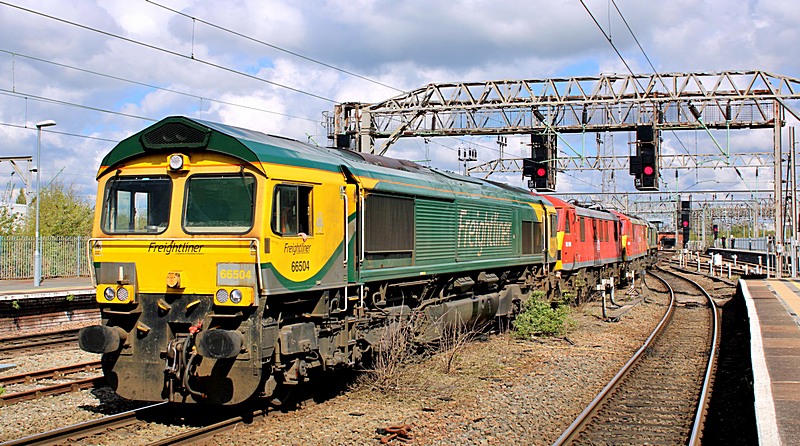 [wnxx] Pictures - 66504 Crewe EMD 66504 90040 90018 66505 0T90 260424